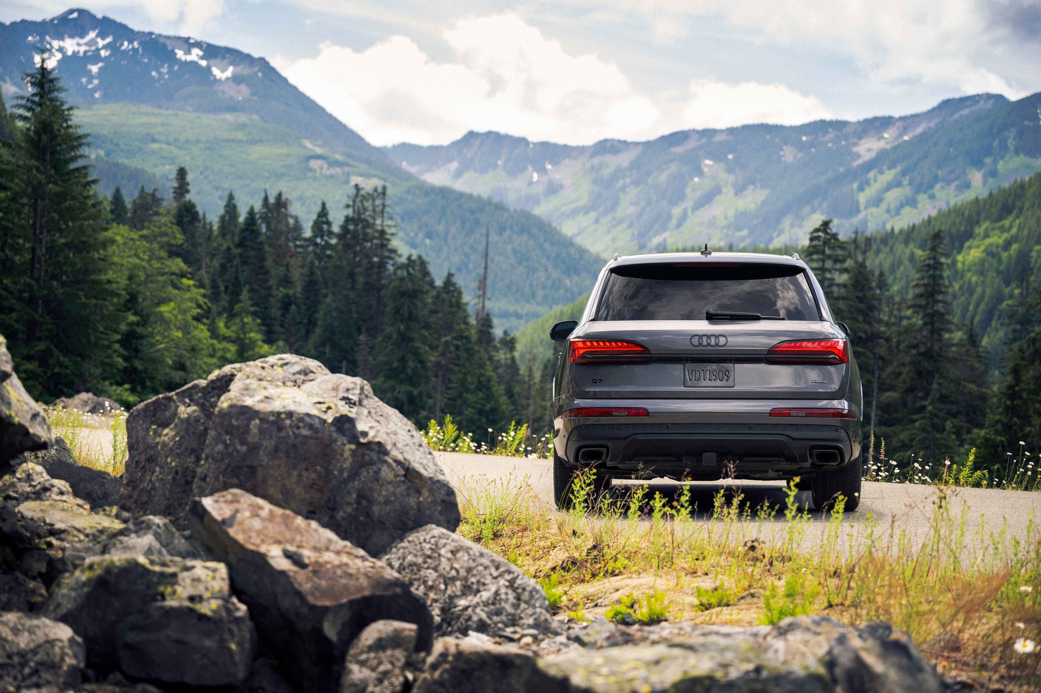 Exploring the Trim Levels of the 2025 Audi Q7 | Audi West County